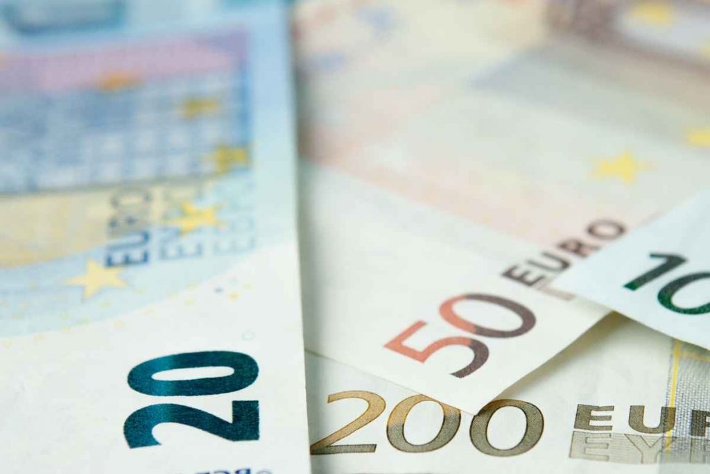 Poste, offerta Premium al 4%: attenzione, scade tra pochi giorni - Ma ... Poste, offerta Premium al 4%: attenzione, scade tra pochi giorni - Ma ...